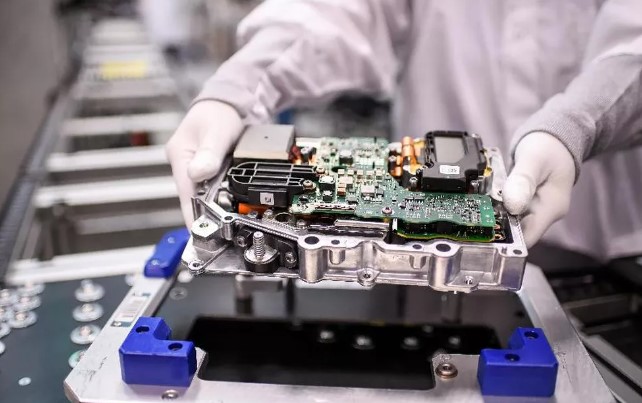 Empresa do segmento eletroeletrônico está com a seguinte vaga para ...