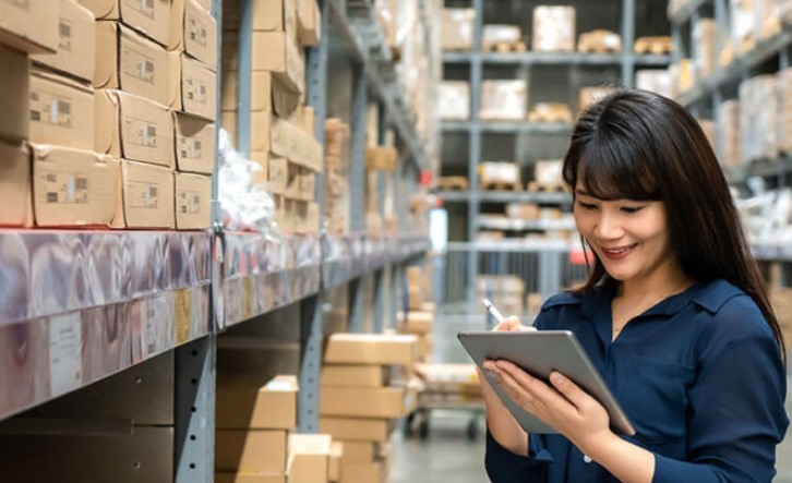 Empresa do Comércio contrata Auxiliar de Inventário